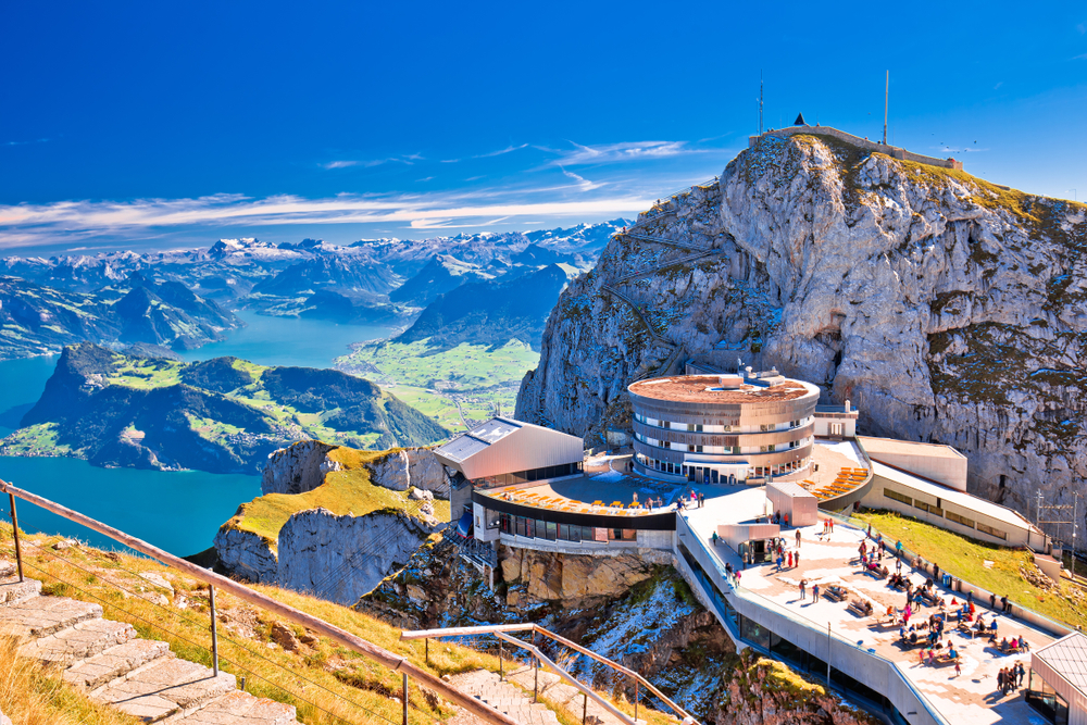 5-Day Swiss Rail Tour: Highlights of the Swiss Alps