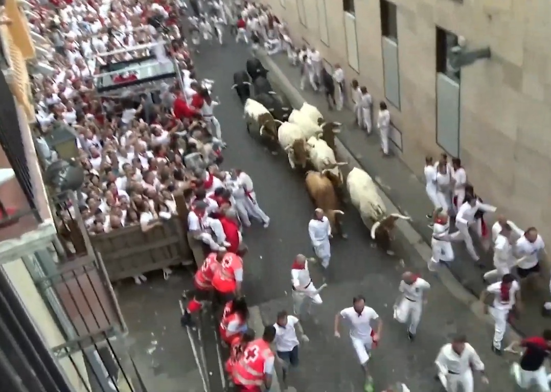 Running of the Bulls – 5-Day Adrenaline & Culture Tour in Pamplona, Spain
